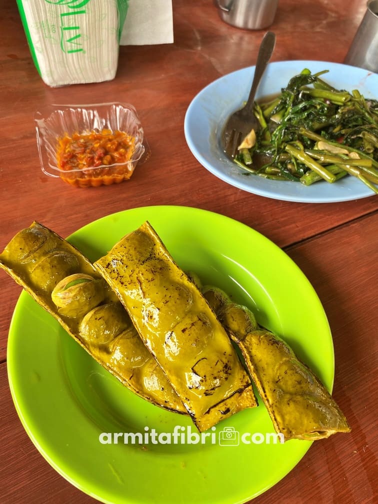 Sari Kedele Farm, Tempat Makan Enak dan Murah di Sumedang - Armita Fibri